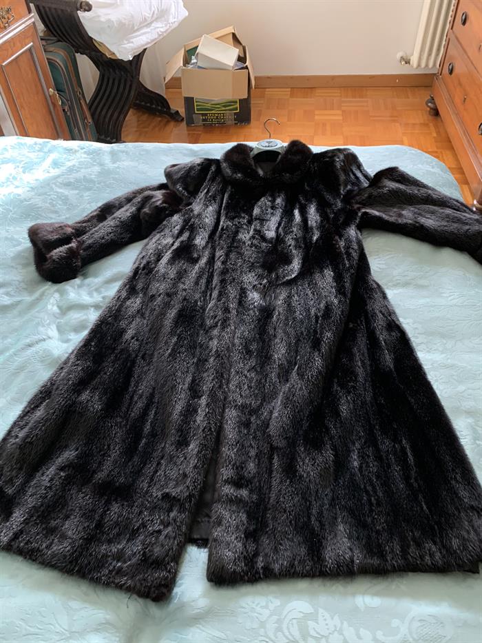 CAPPOTTO ELEGANTE VISONE NERO