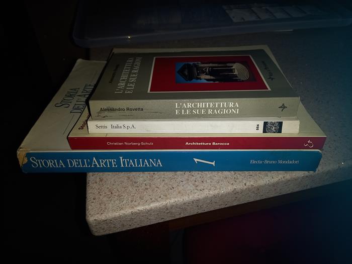 LIBRI DI ARTE ED ARCHITETTURA