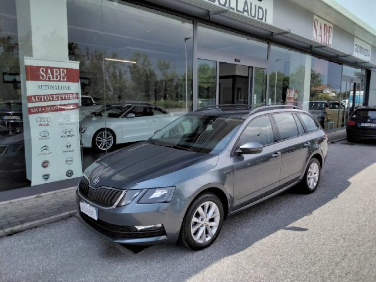 SKODA Octavia 3ª serie Octavia 1.6 TDI CR 115 CV DSG Wagon Executive