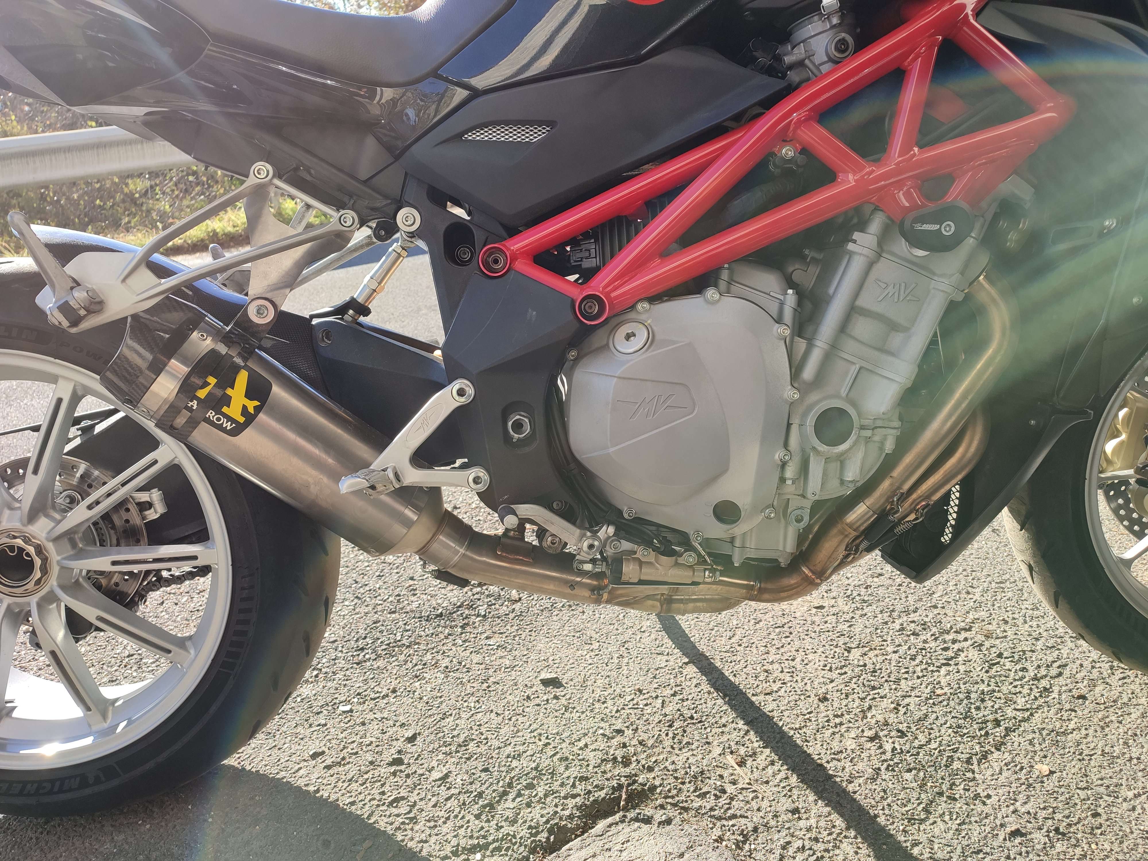 MV Agusta Brutale 10901090 r abs