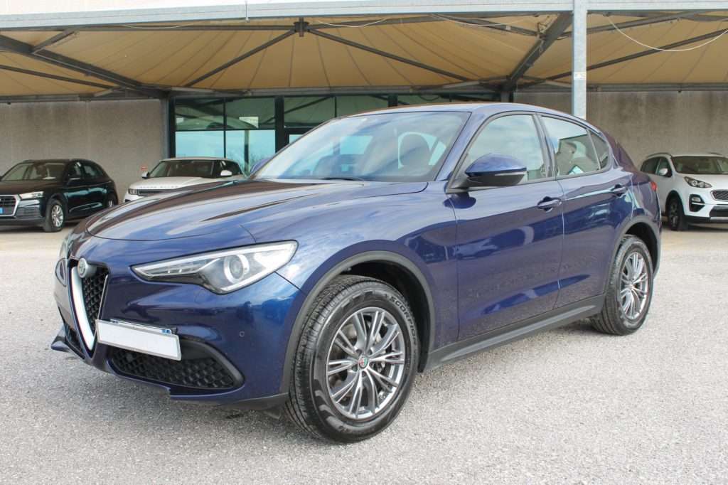 Alfa Romeo Stelvio2.2 Turbodiesel 210 CV AT8 Q4 Executive