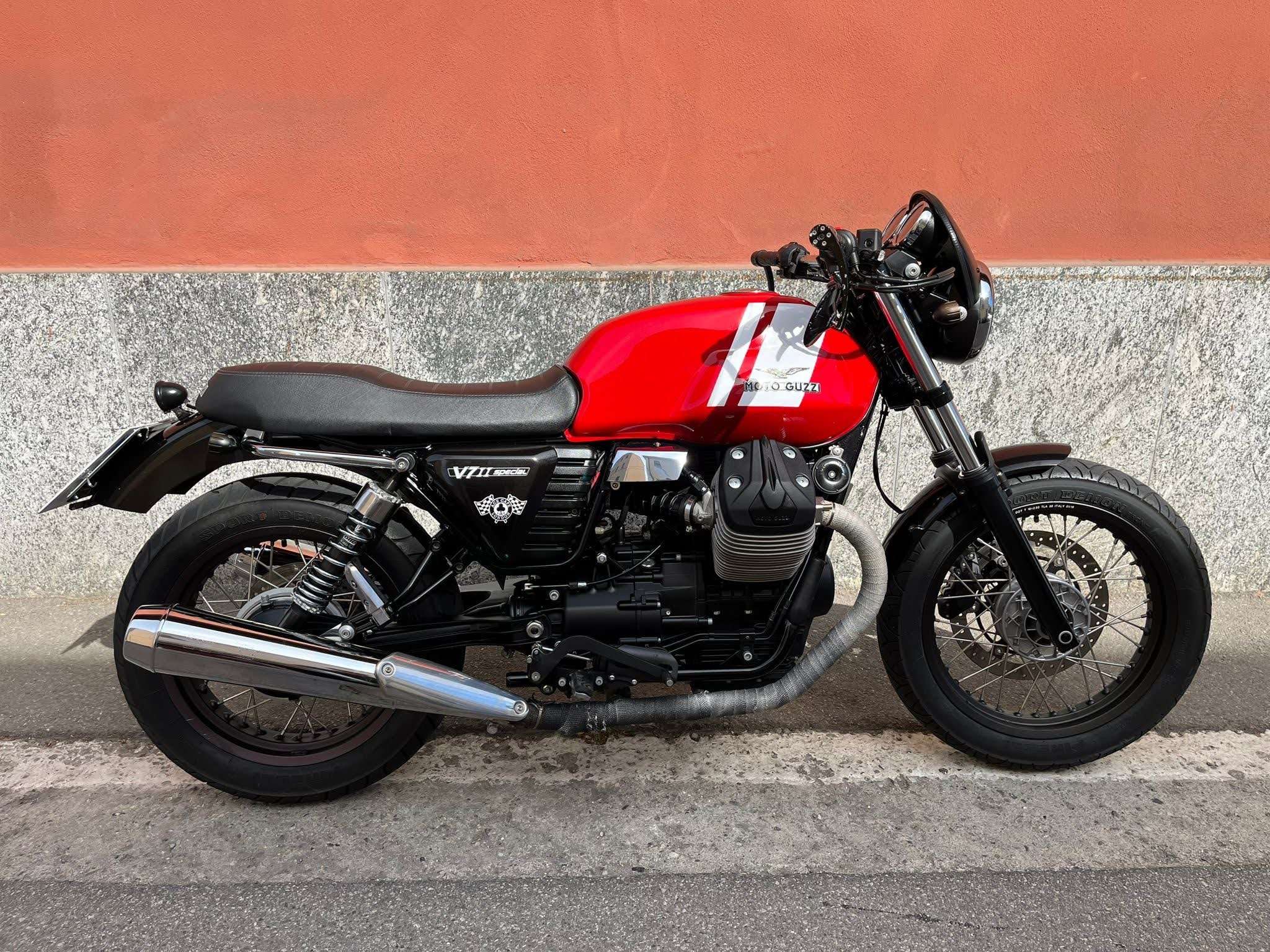 Moto Guzzi V 7II SPECIAL