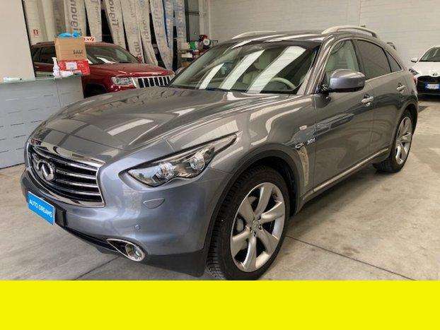 Infiniti QX70