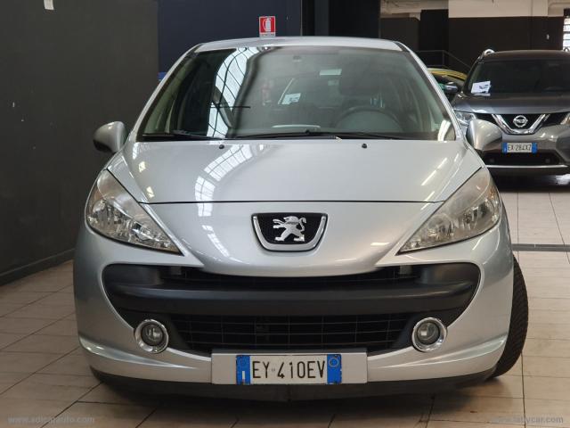 Peugeot 207 plus 1.4 8v 75 cv 5p. eco gpl