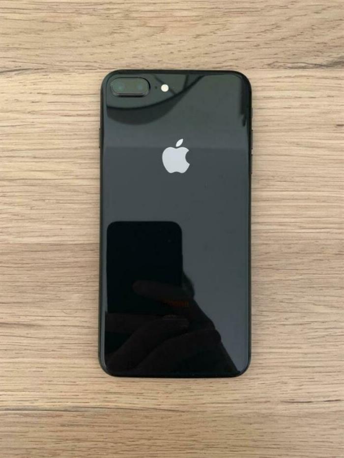 IPHONE 8 PLUS 64GB