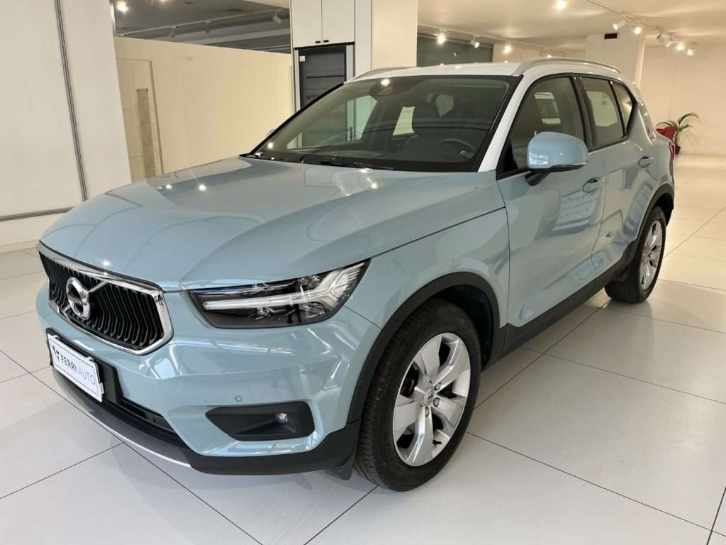 Volvo XC40D4 AWD Geartronic Momentum