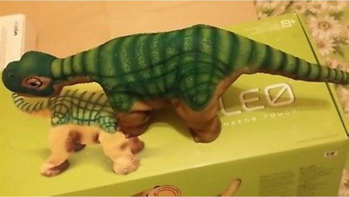 PLEO CUCCIOLO ROBOT