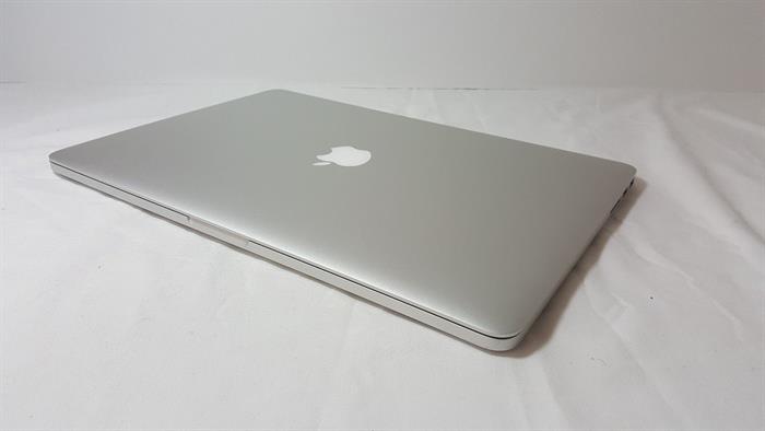 QUESTO MACBOOK PRO 15 RETINA - CORE I7 A 2,4 GHZ 16GB SSD