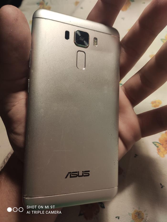 CELLULARE ASUS COLORE GRIGIO