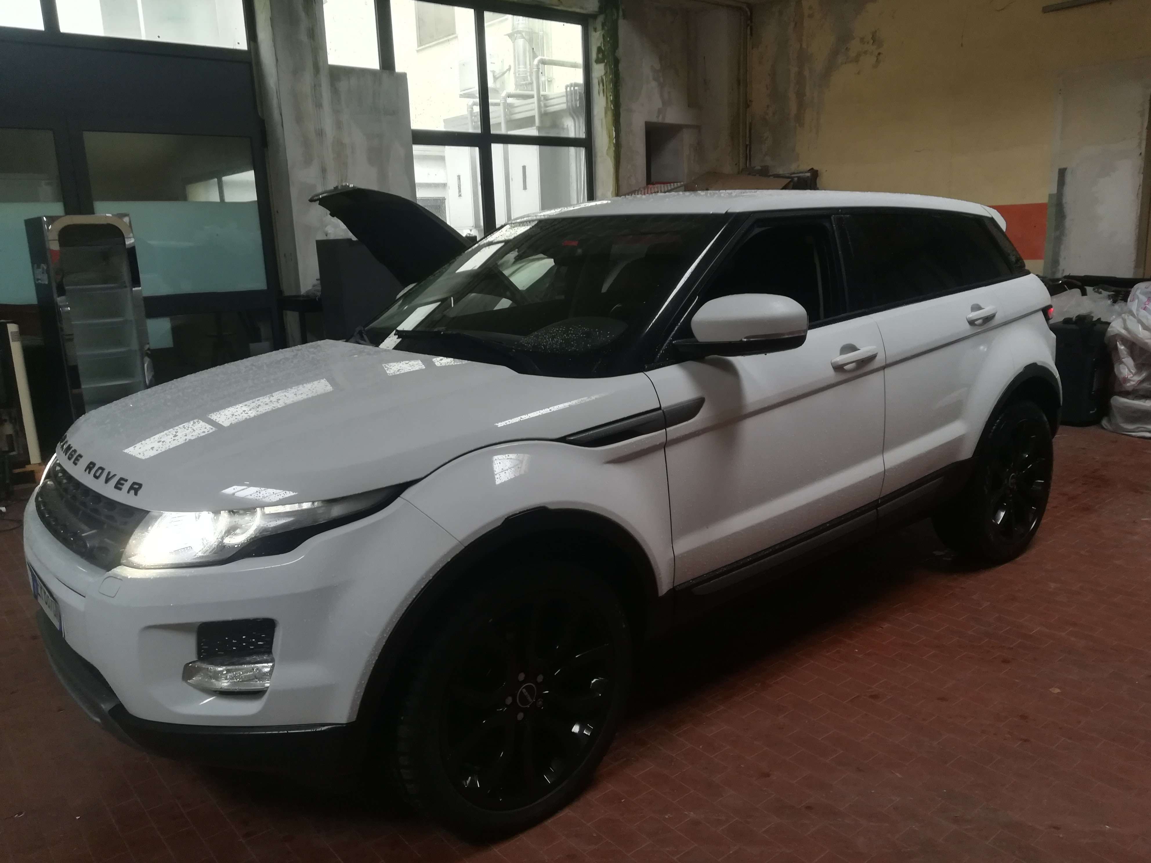 Land Rover Range Rover EvoqueEvoque 5p 2.2 td4 Pure 150cv