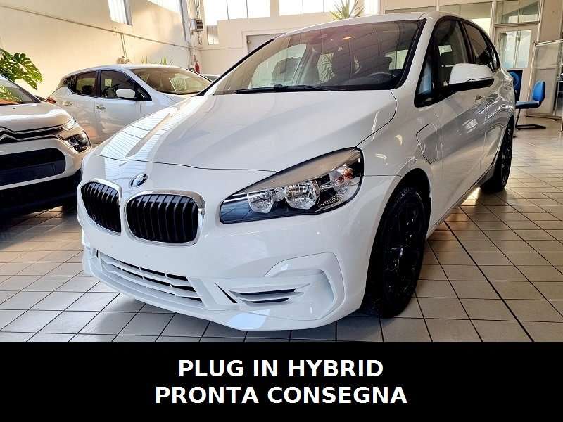 BMW 225225xe Active Tourer 4x4 Ibrido 55km in elettrico