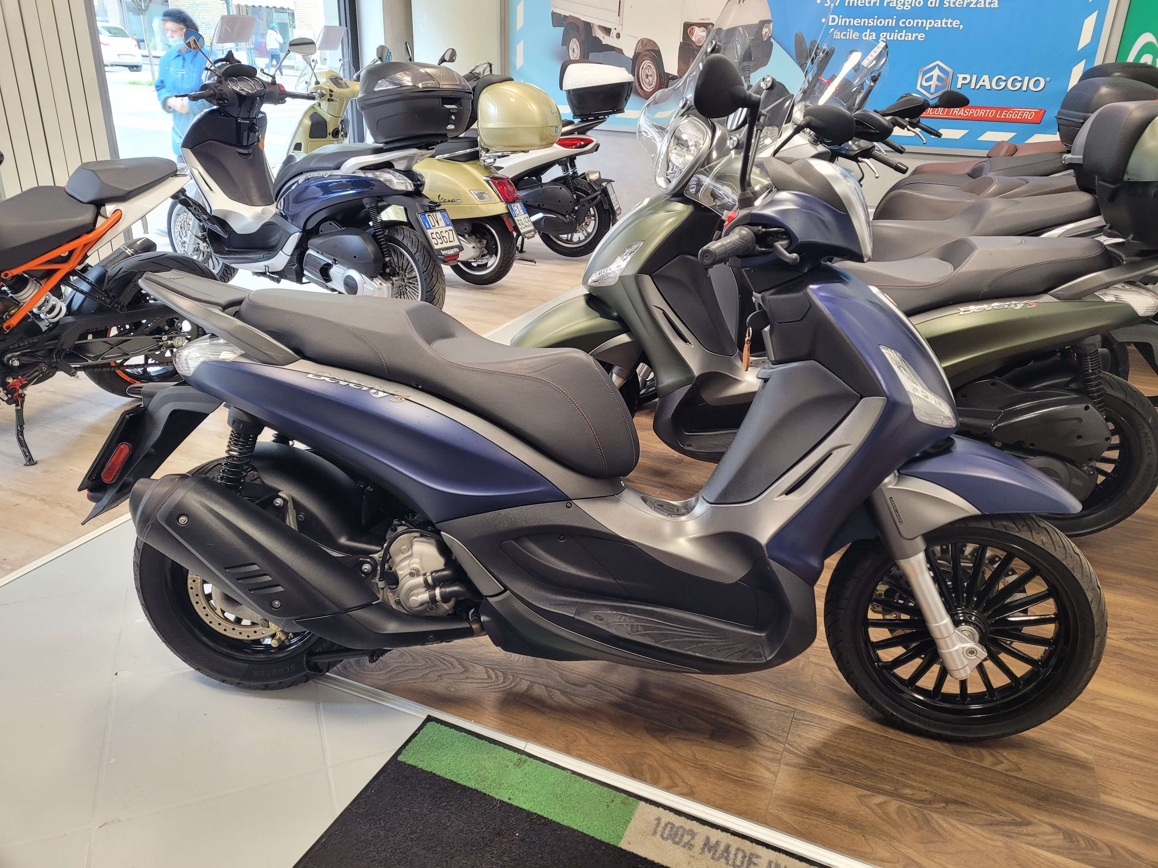 Piaggio Beverly 300Sport