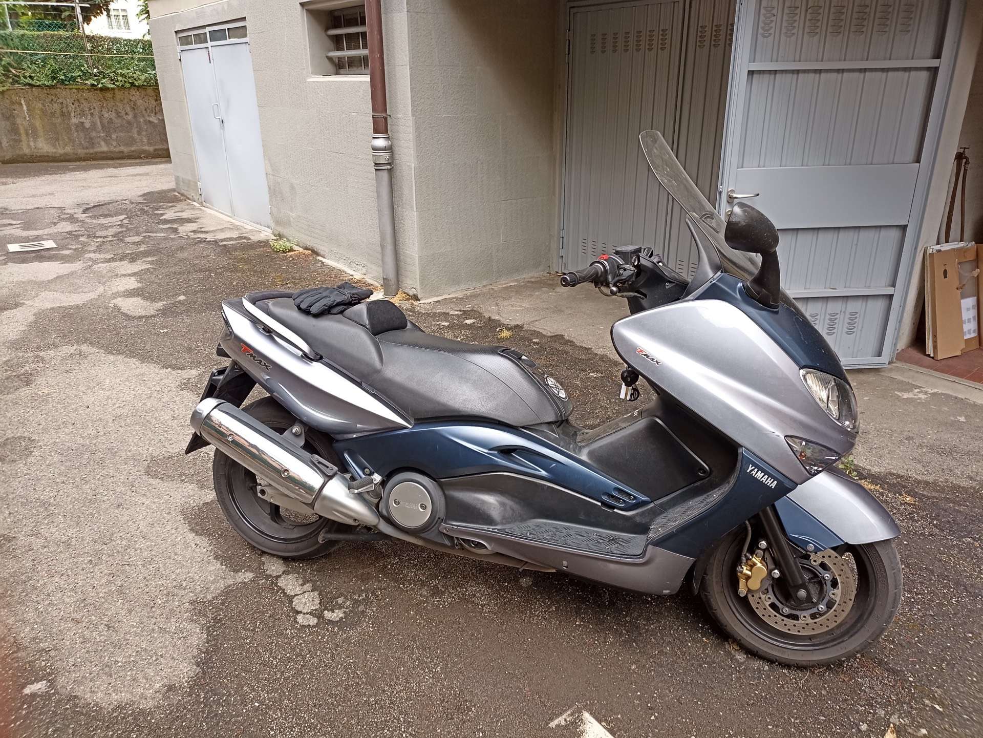 Yamaha TMAX 500black max