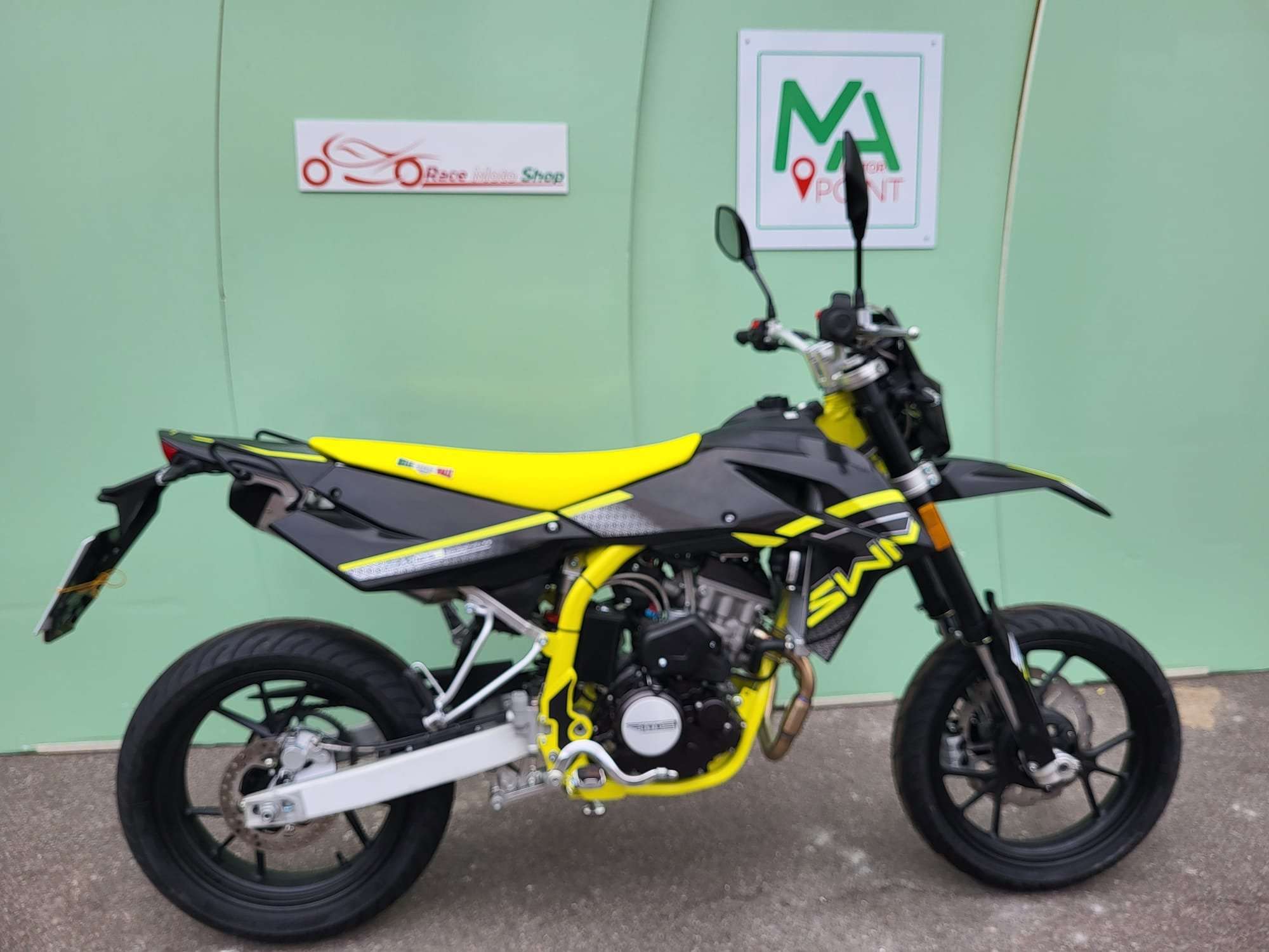 SWM SM 125 RSUPERMOTARD