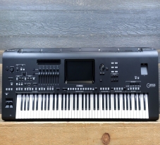 Tastiera digitale Yamaha Genos a 76 tasti