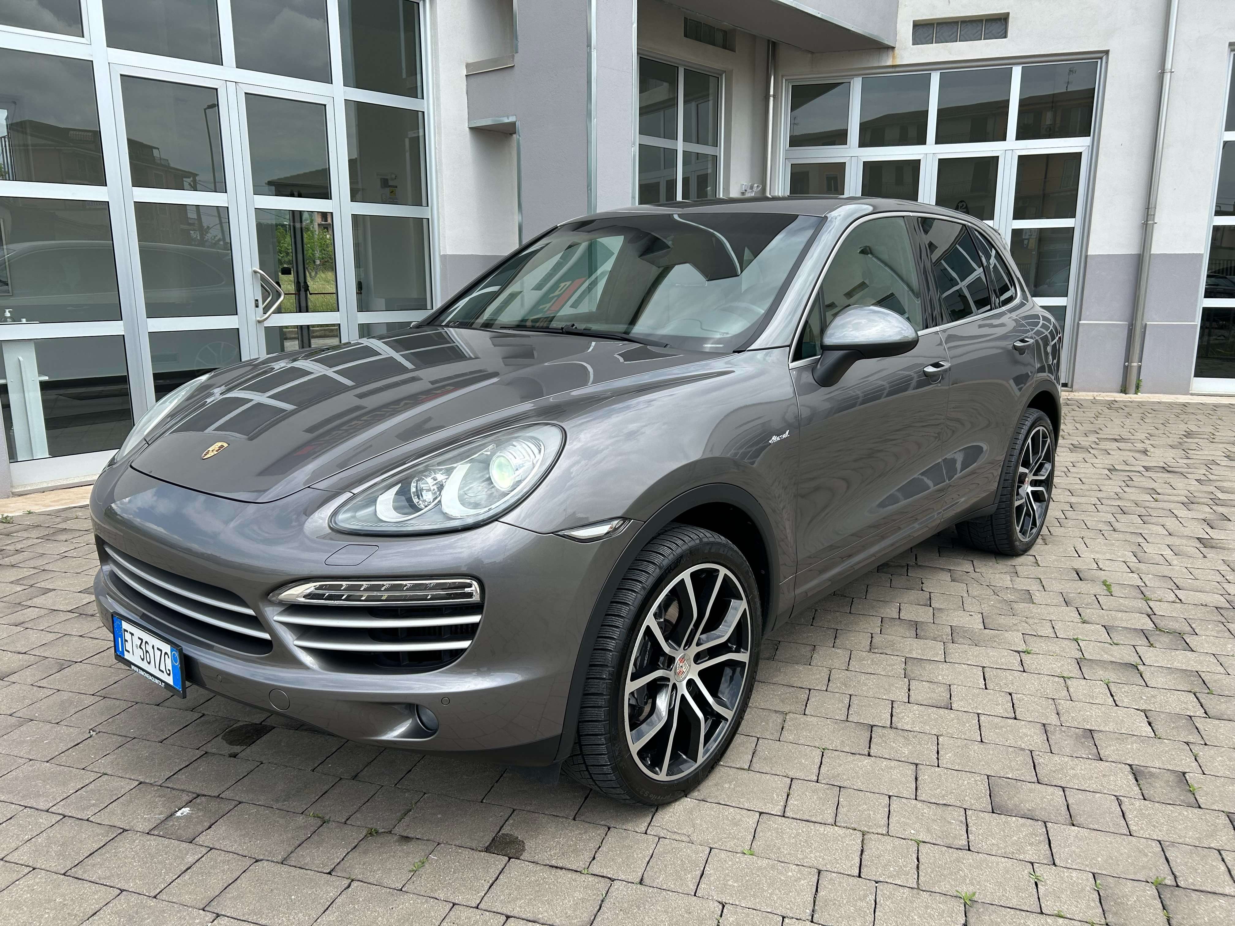 Porsche Cayenne3.0 tdi tiptronic Platinum Edition