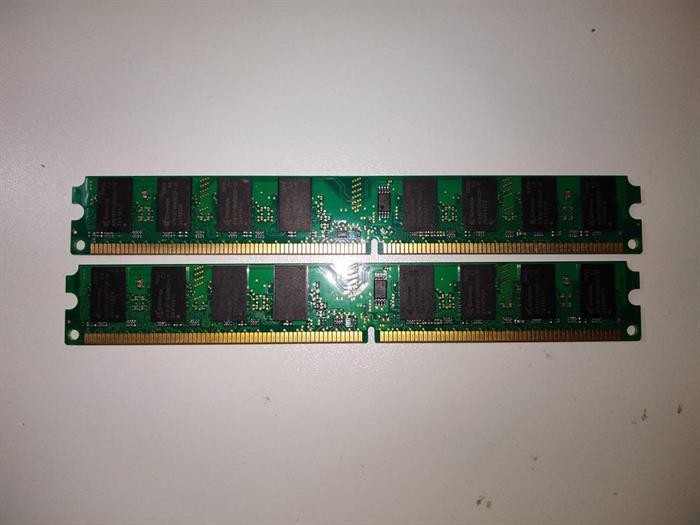 4 RAM DDR2