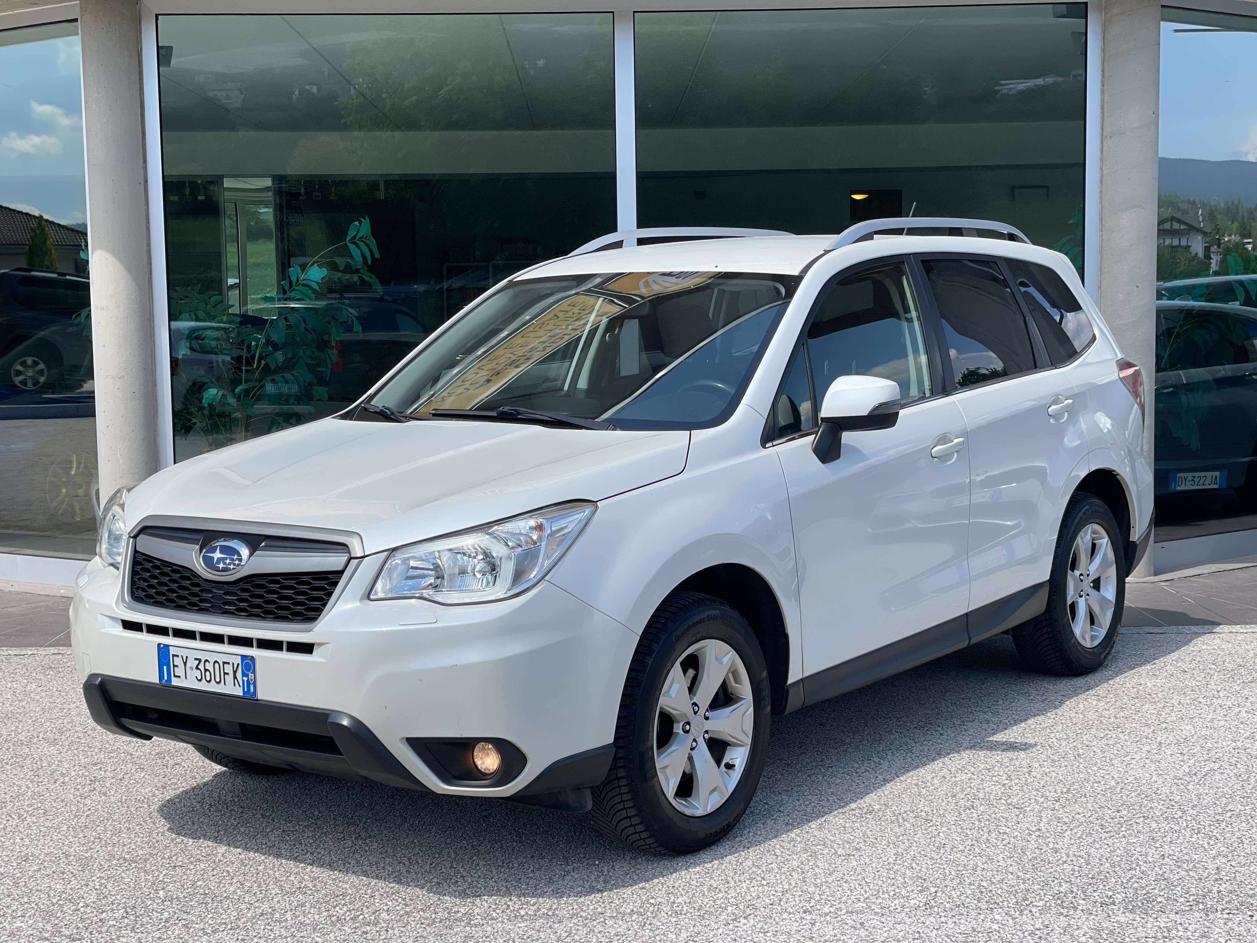 Subaru Forester4x4 2.0d-S Dynamic RETROCAMERA-NAVI