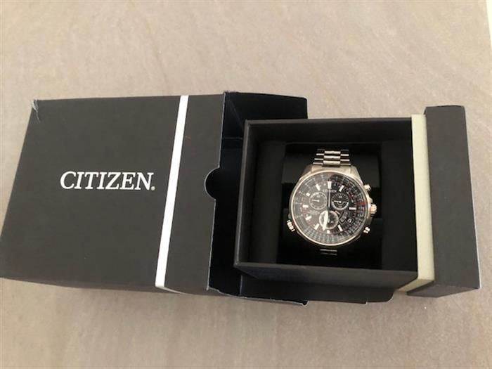 CITIZEN ECO DERIVE RADIO CONTROLLED