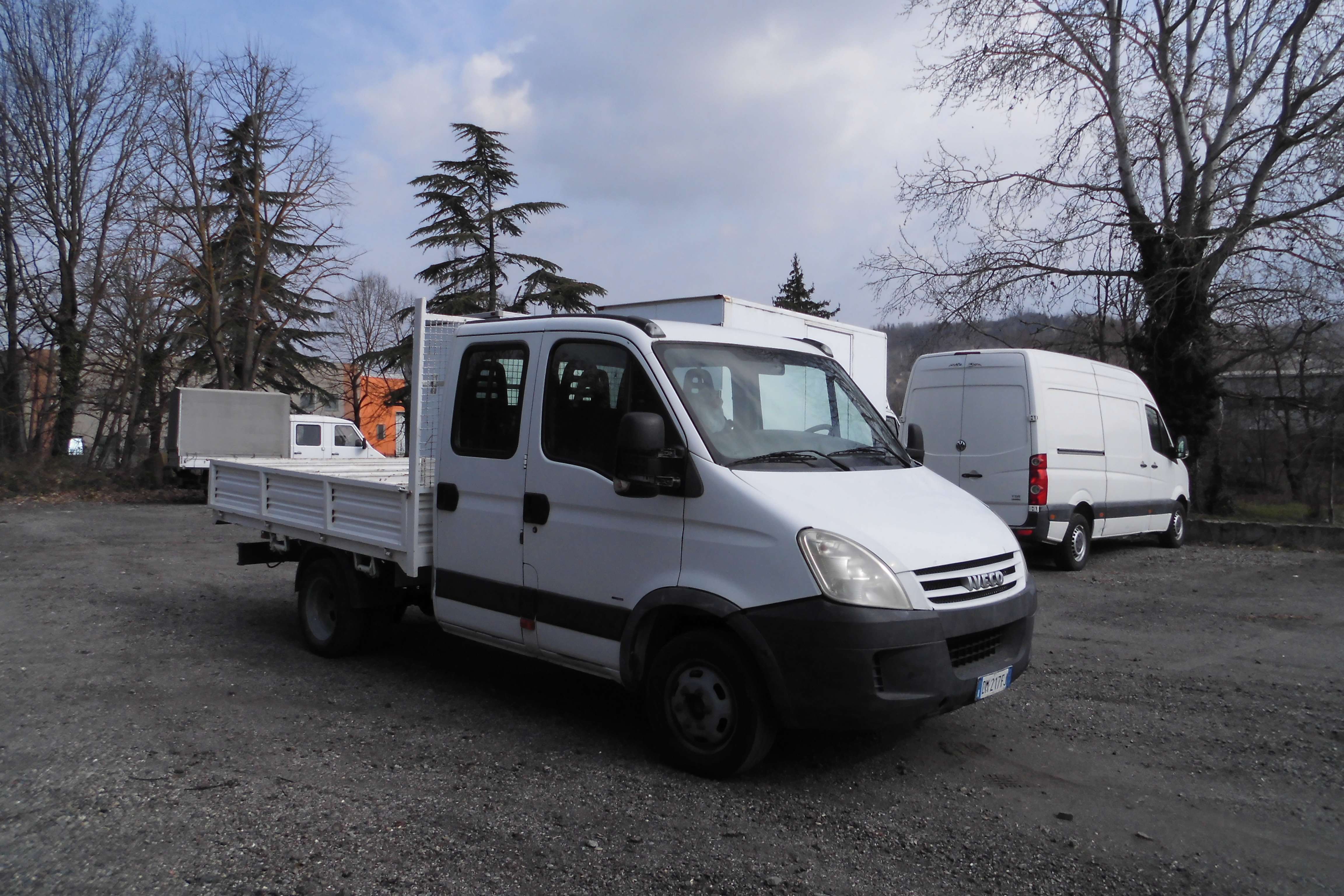 Iveco DailyDoppia cabina 7 posti cassone fisso