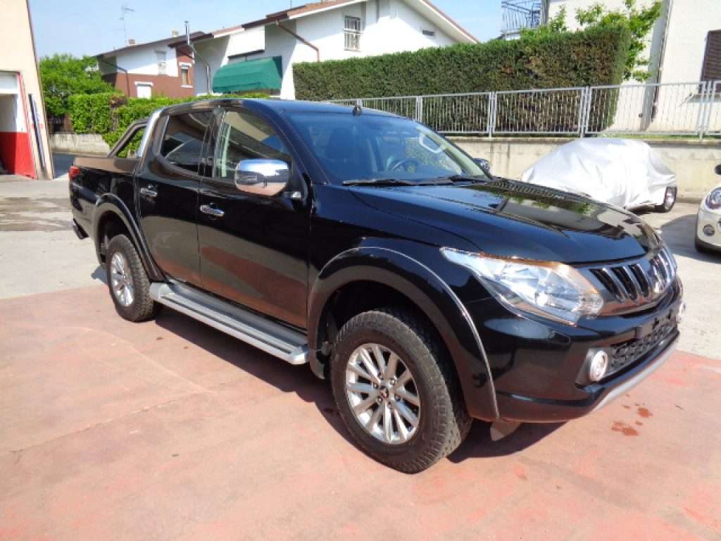 Mitsubishi L2002.4 DI-D/181CV Double Cab Intense.PREZZO FINITO