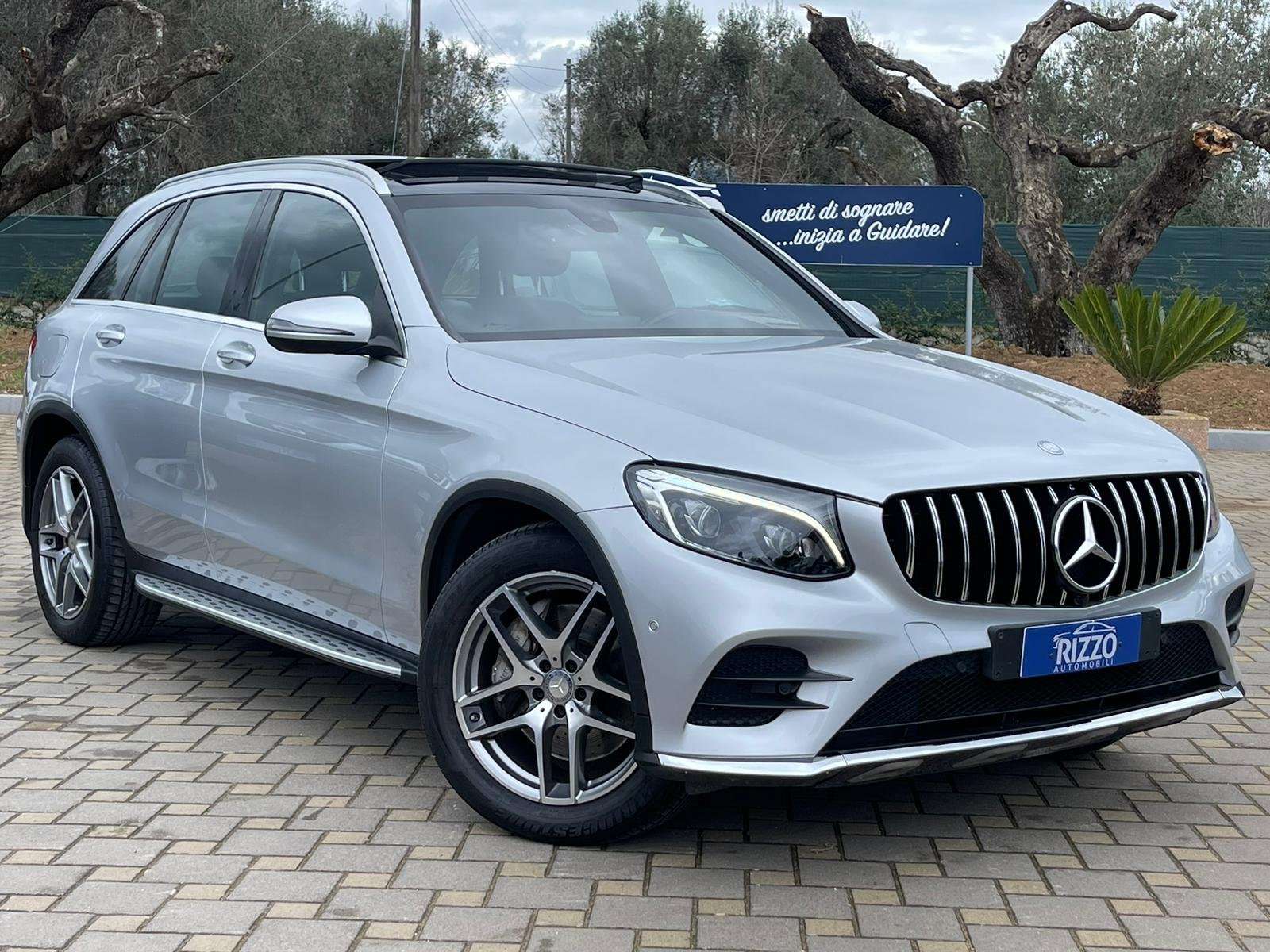 Mercedes-Benz GLC 220D AMG TETTO LED PELLE NAVI9GTRONIC CAMERA