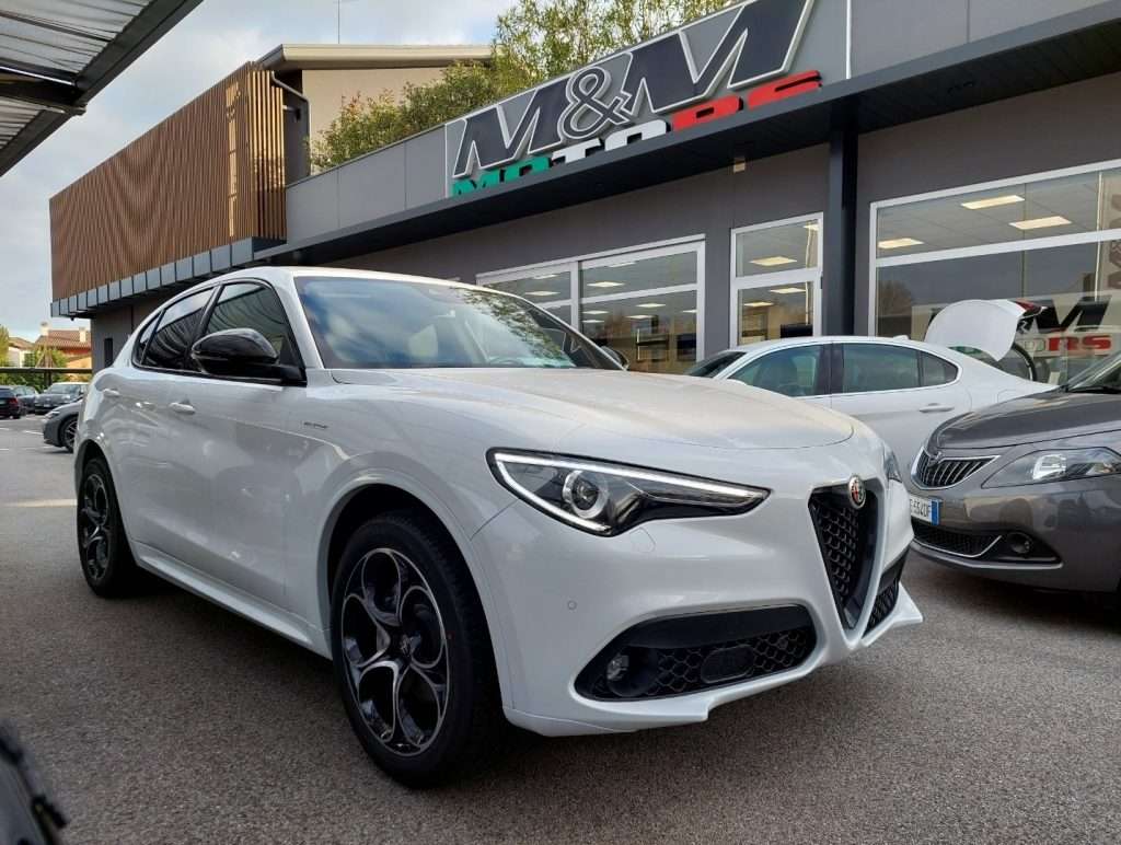 Alfa Romeo Stelvio2.2 Turbodiesel 210 CV AT8 Q4 Veloce - VARI COLORI