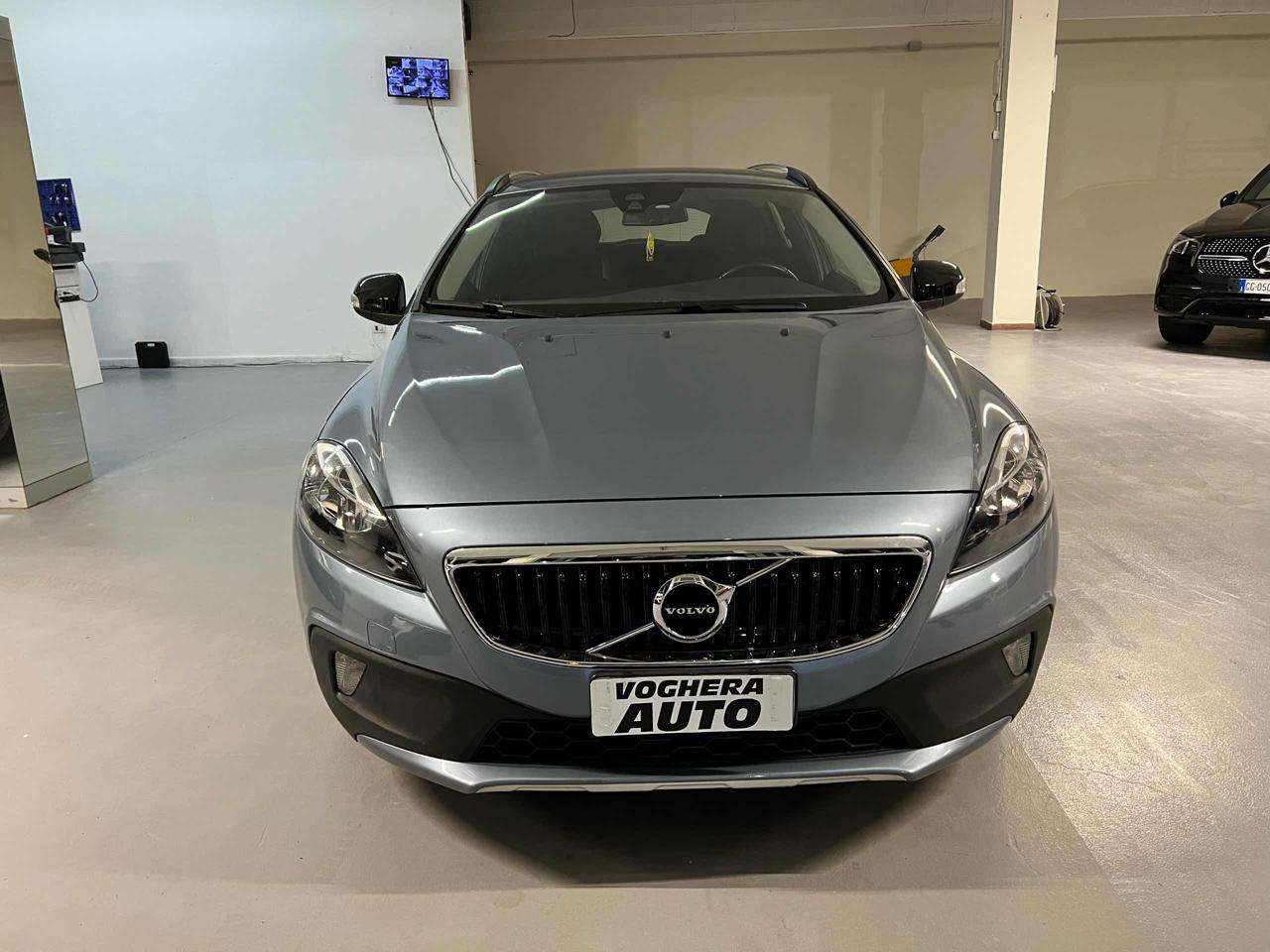 Volvo V40 Cross CountryD2 Pro