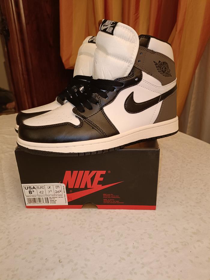 NIKE JORDAN RETRO PANDA