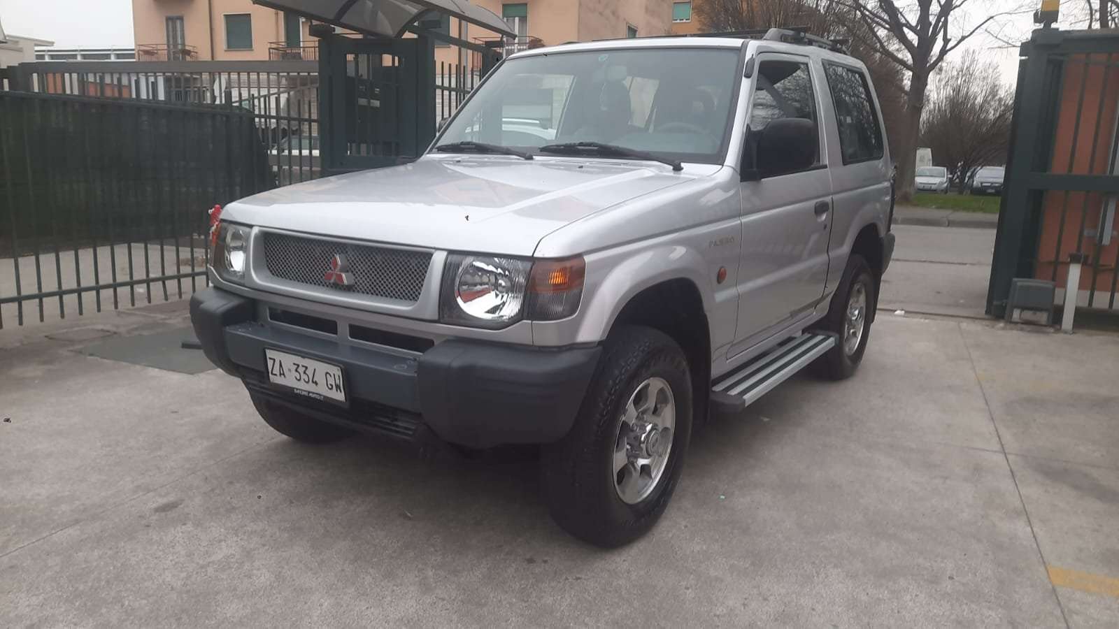 Mitsubishi PajeroPajero Metal Top 2.5 tdi GL Special Action