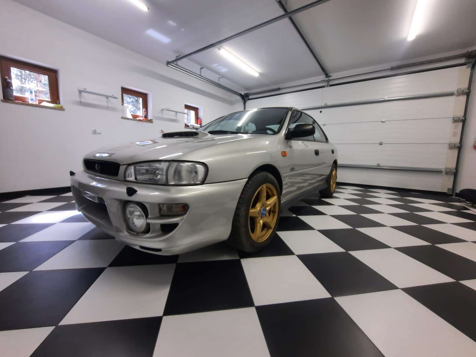 Subaru Impreza2.0 4WD GT