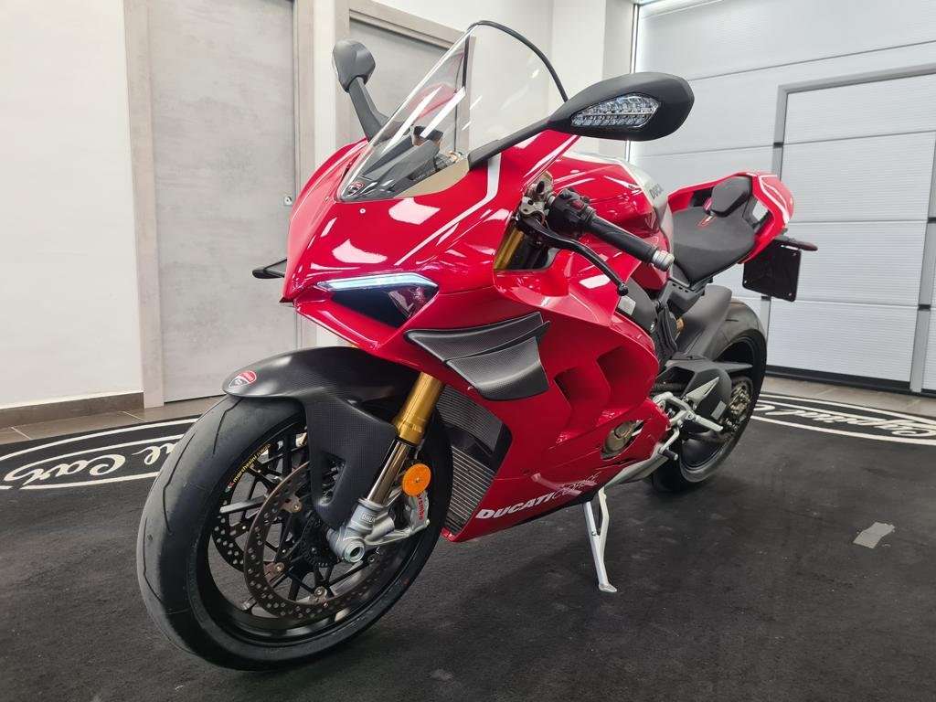 Ducati Panigale RV4 R