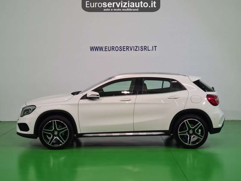 Mercedes-Benz GLA 250Premium 4matic auto Navi/BT Audio/CD,AM,FM/KM Cert