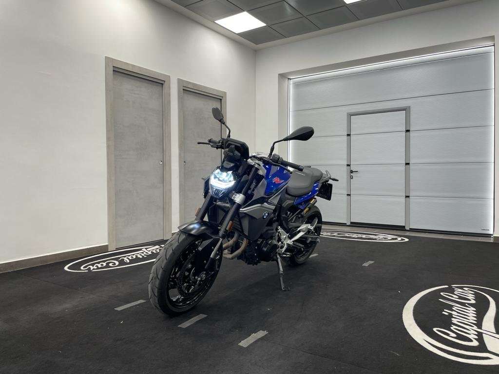 BMW F 900 R