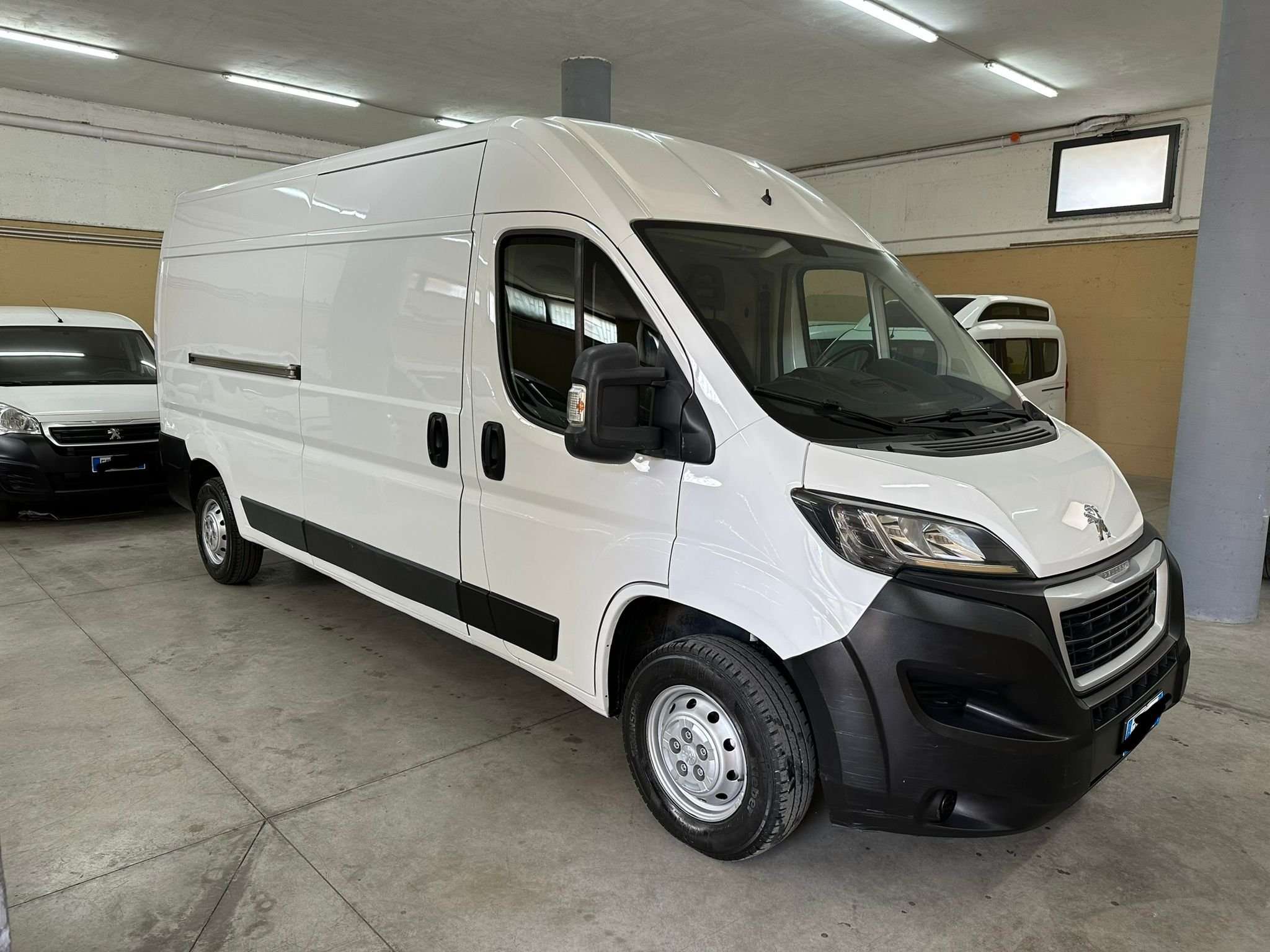 Peugeot Boxer2.0 130CV L3H2