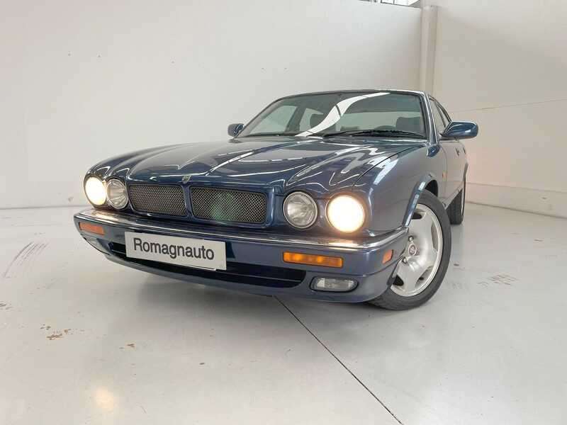 Jaguar XJRXJR 4.0