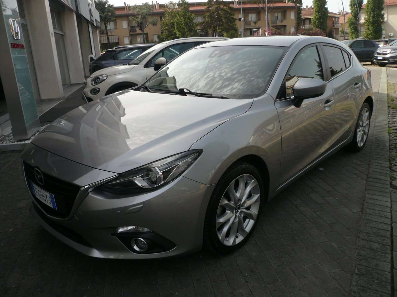 Mazda 33 5p 1.5d Exceed 105cv Automatica