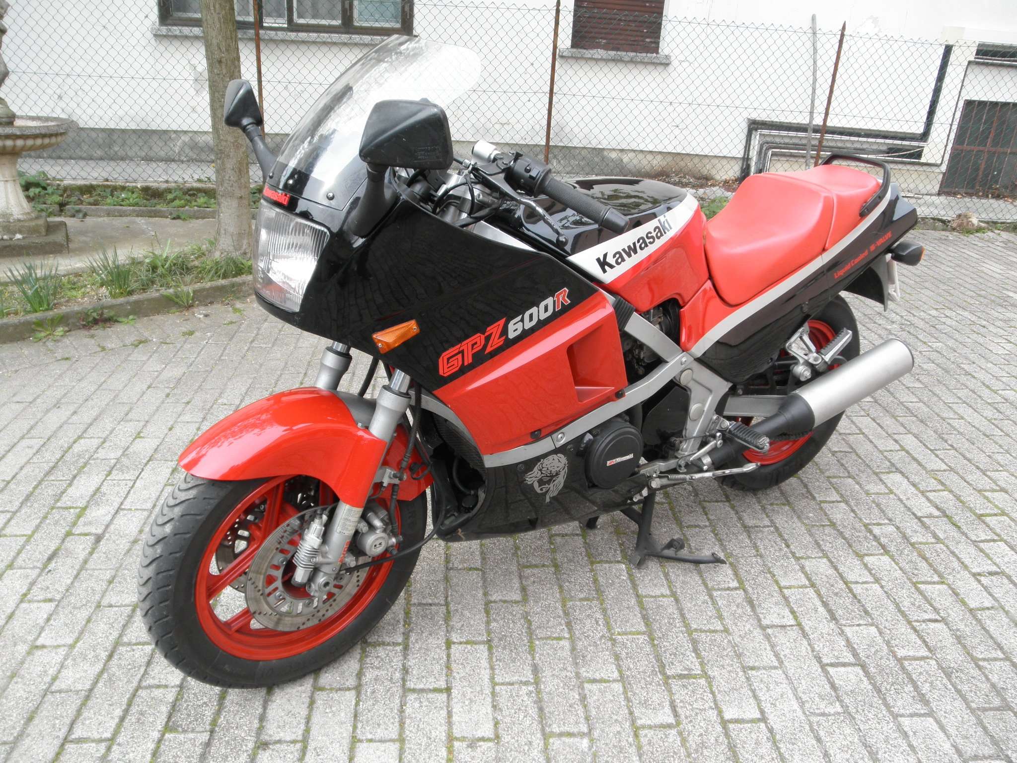 Kawasaki GPZ 600