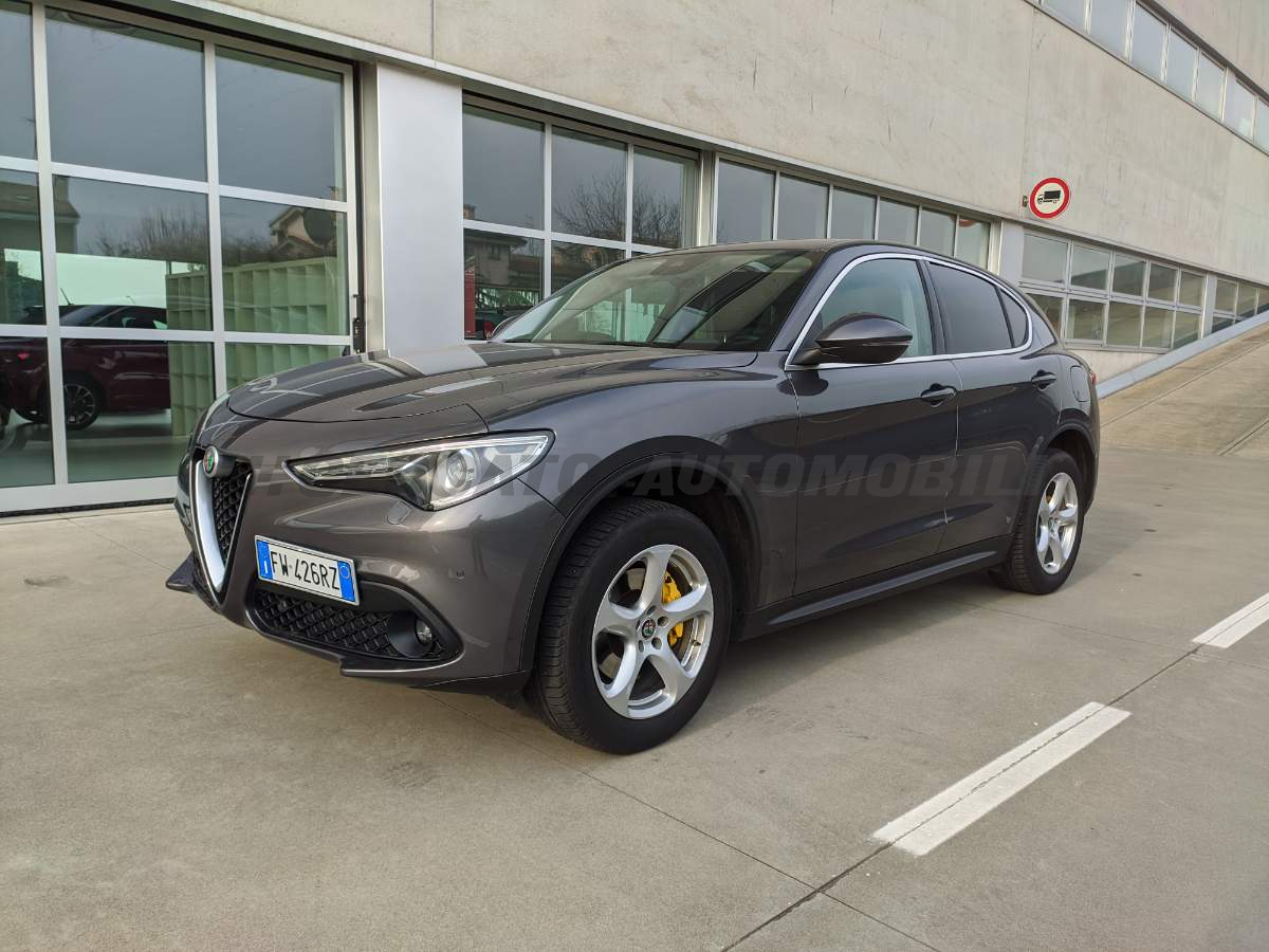 Alfa Romeo Stelvio2017 2.2 t Executive Q4 210cv auto my19