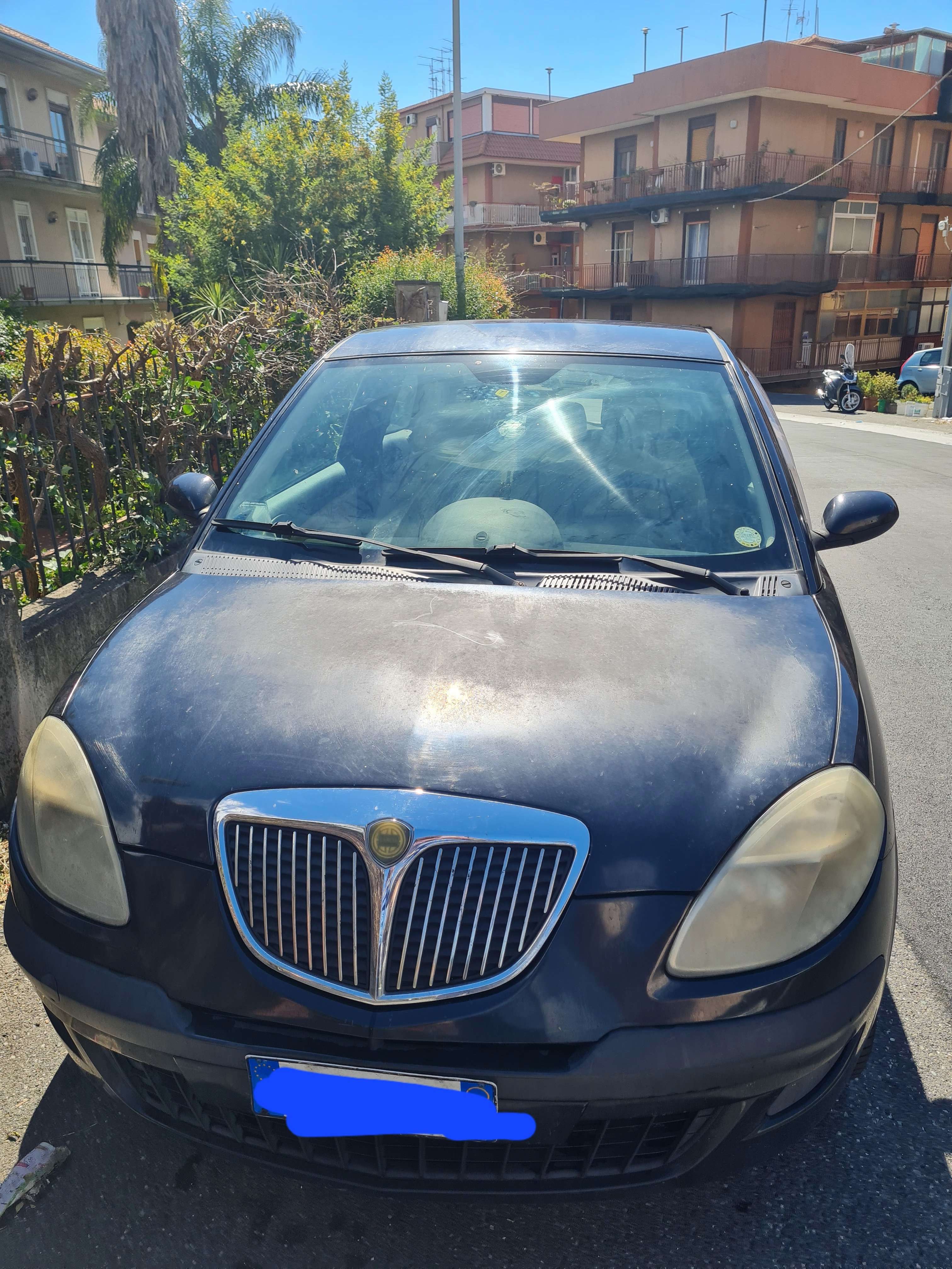 Lancia Ypsilon1.3 mjt