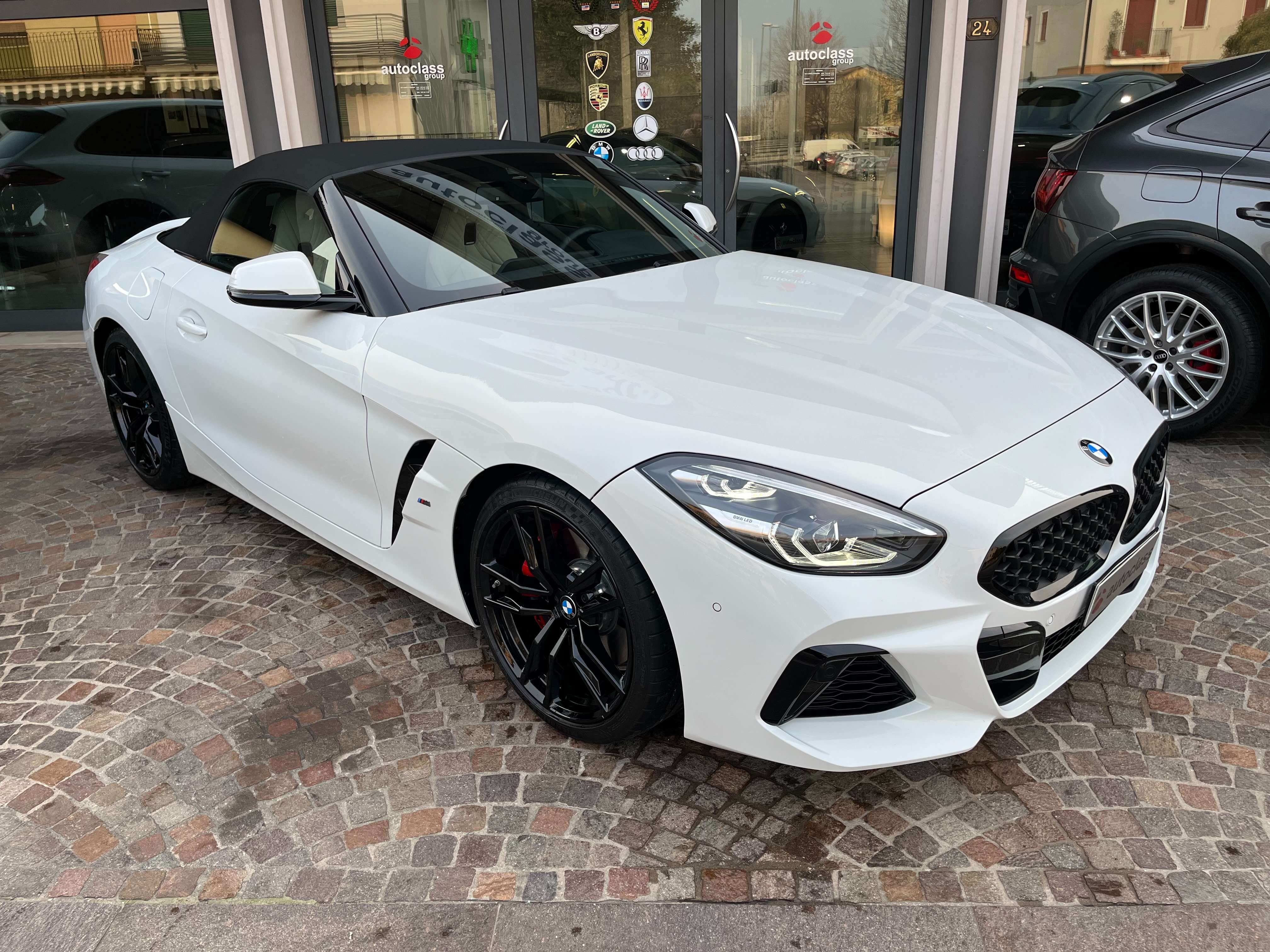 BMW Z4sDrive40i M SPORT EDITION-UFFICIALE-NAZIONALE!