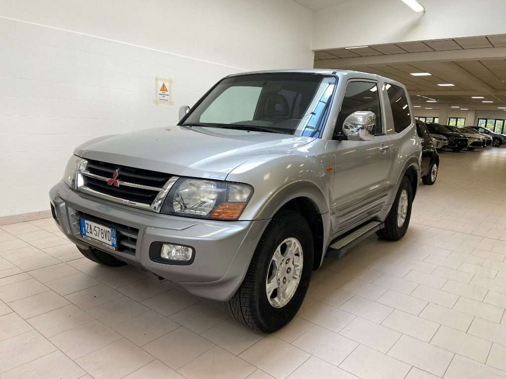 Mitsubishi Pajero3.2 16V DI-D 3p. GLS