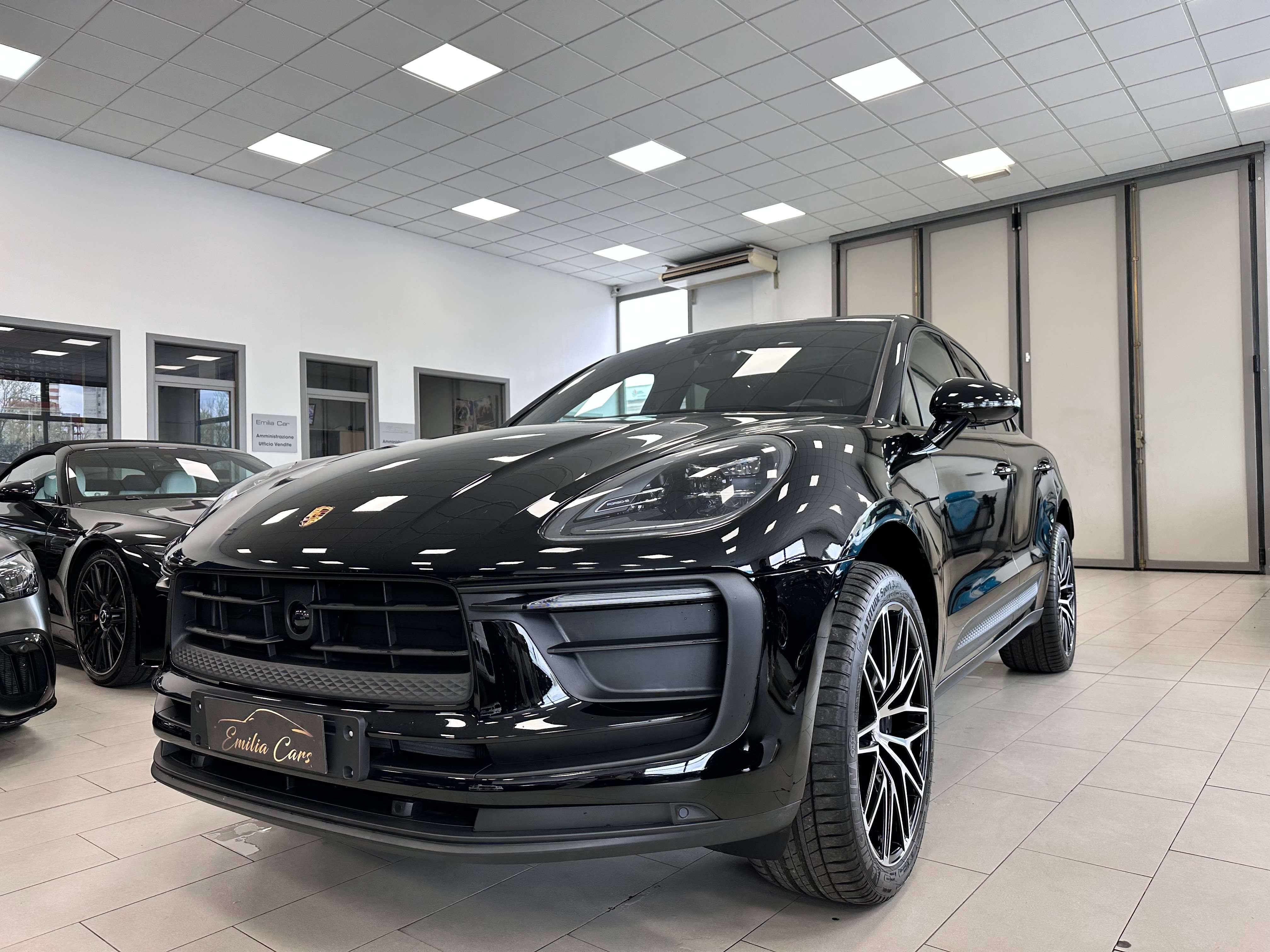 Porsche Macan2.0 265cv pdk "TETTO /18VIE"