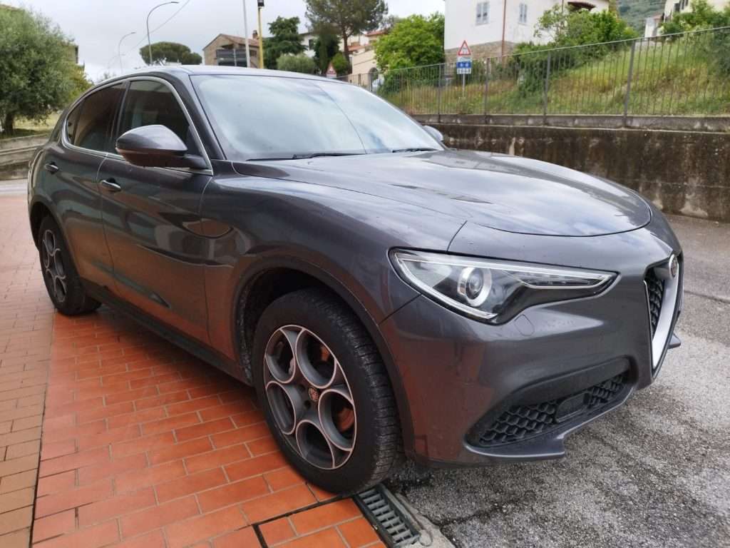 Alfa Romeo Stelvio2.0 Turbo 200 CV AT8 Q4 Super PELLE NAVI