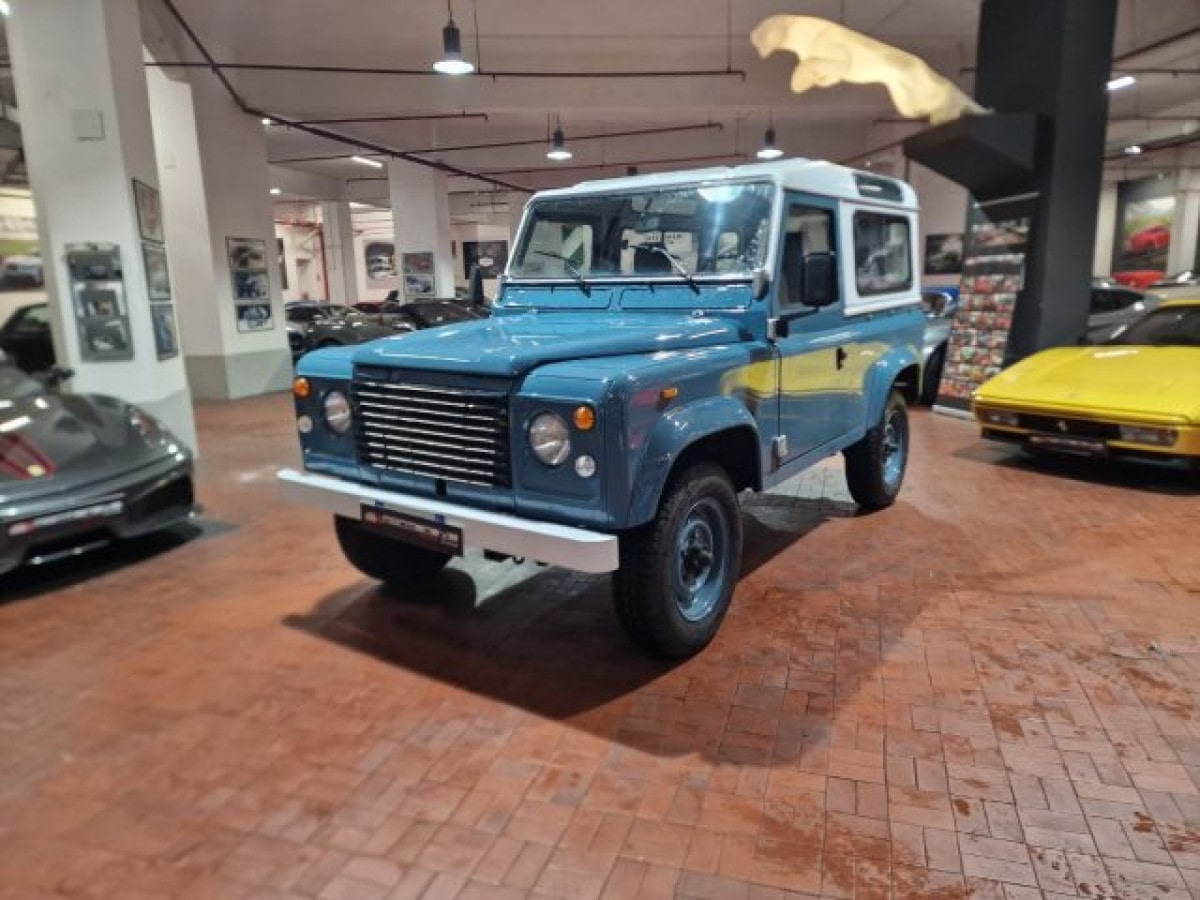 LAND ROVER Defender 90 diesel Station Wagon