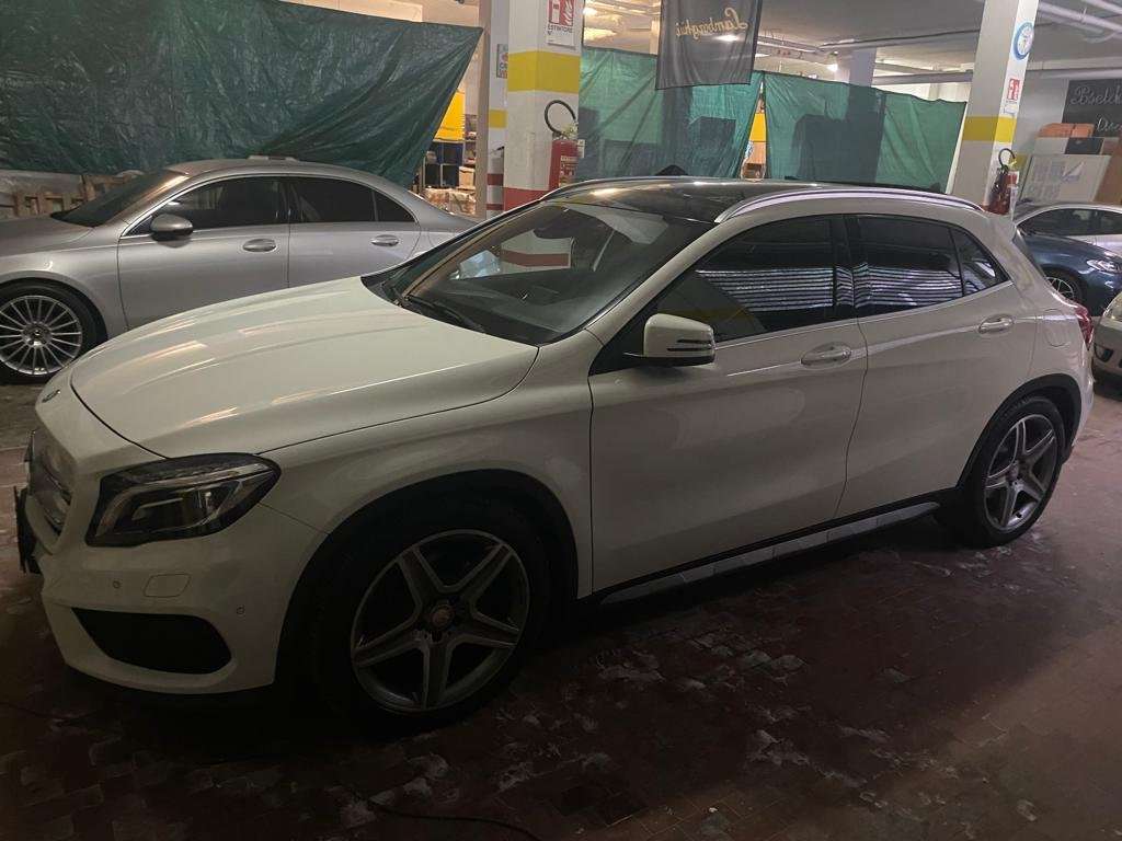 Mercedes-Benz GLA 220GLA 220 d (cdi) Premium 4matic 170cv auto