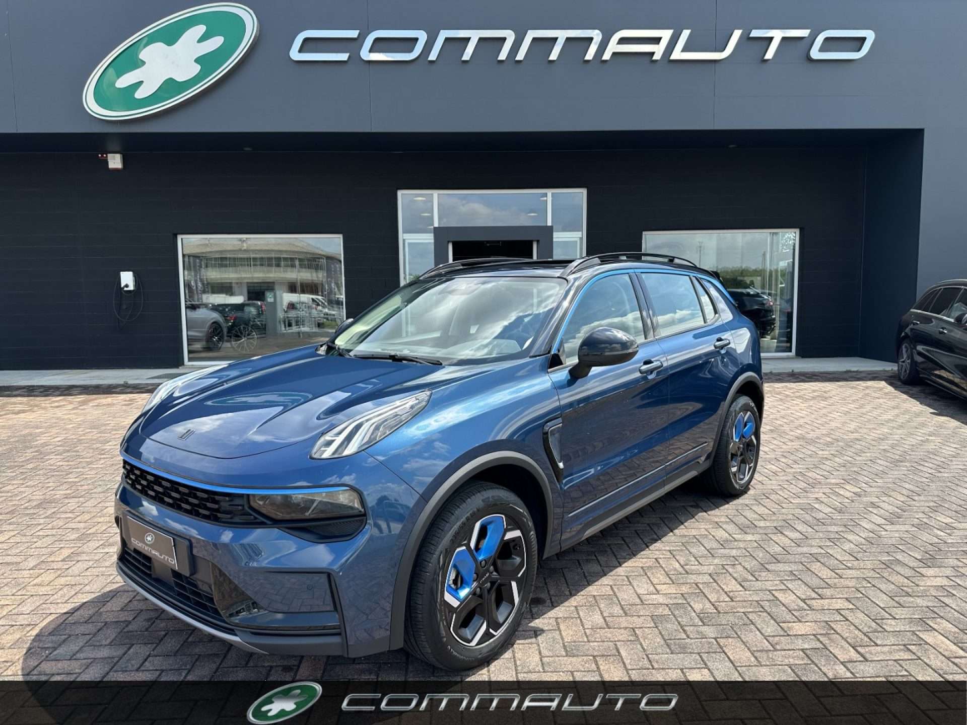 Lynk & Co 01HEV 1.5 autom 143 CV