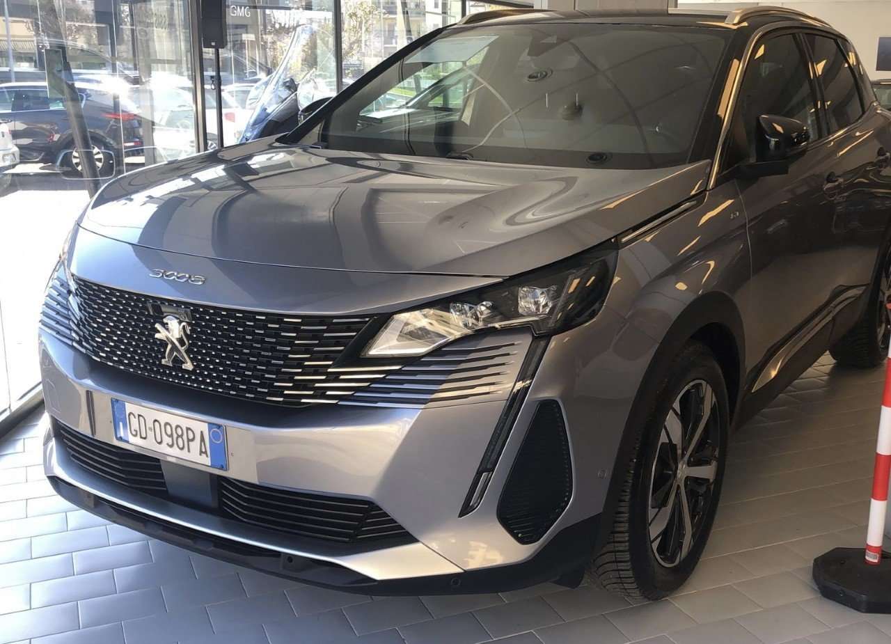 Peugeot 30081.2 Pure Tech Turbo 130 S&S EAT8 GT