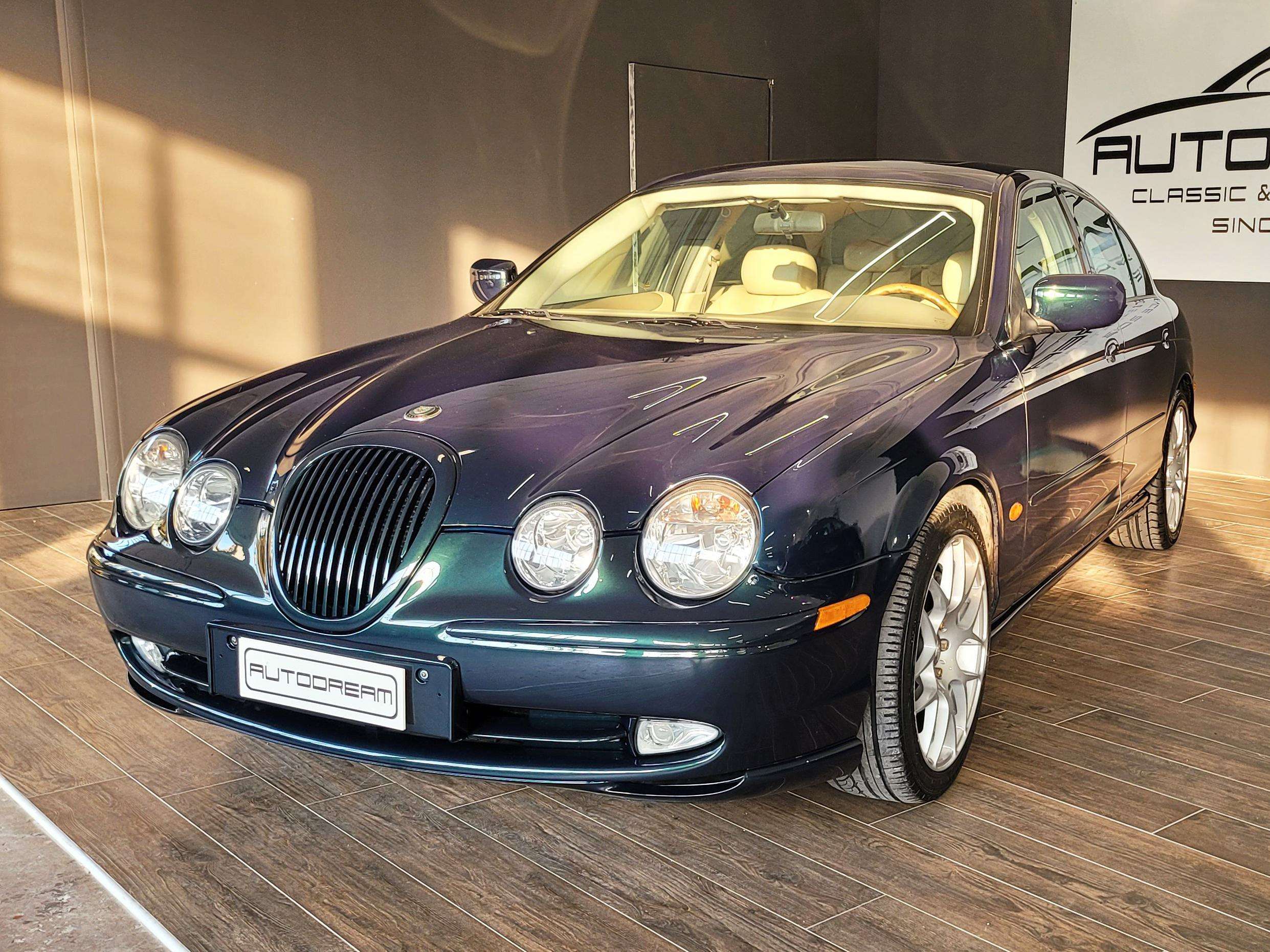 Jaguar S-Type4.0 V8 - ASI