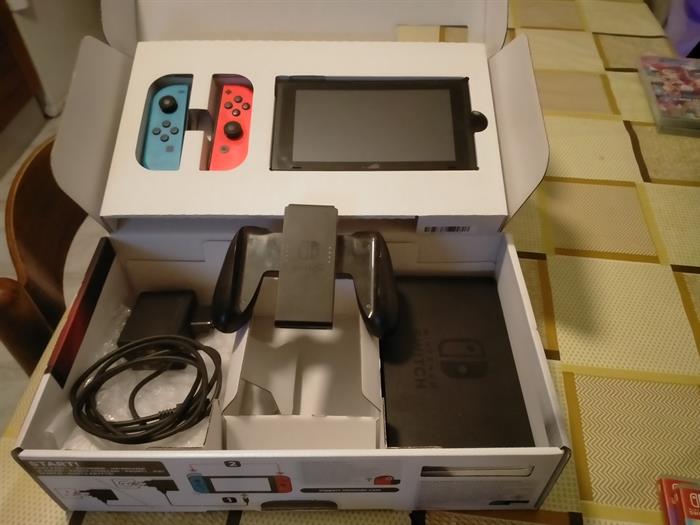 NINTENDO SWITCH BLUE/RED ED ACCESSORI